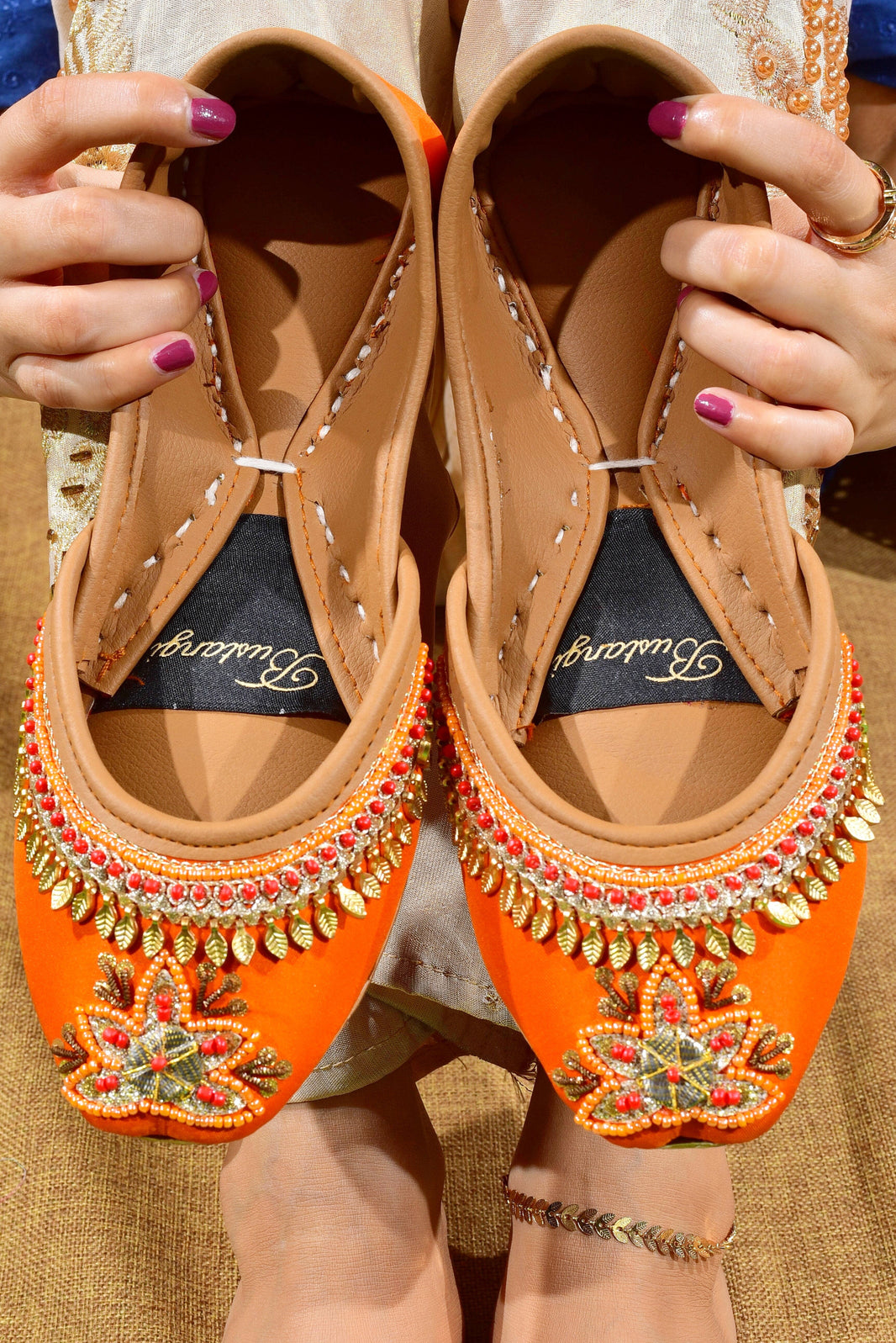 Buy Fancy Khussa for Women Online - Bustangi