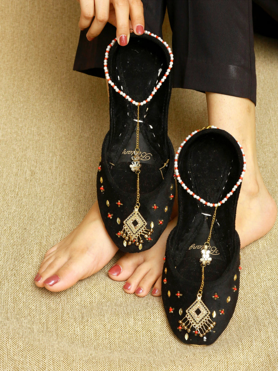 Pazeb Khussas – Bustangi